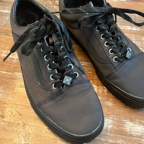 Vans | Shoes | Limited Edition Vans Old Skool Low Top Harry Potter ...